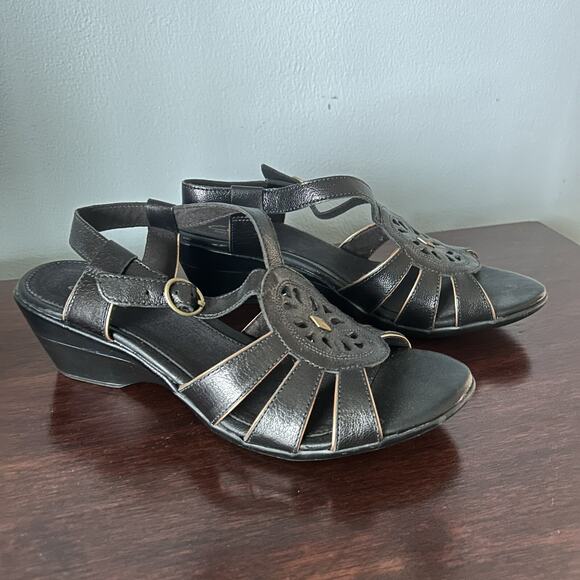 Clarks | Shoes | Clarks Bendables Sling Back Heels Black Leather ...